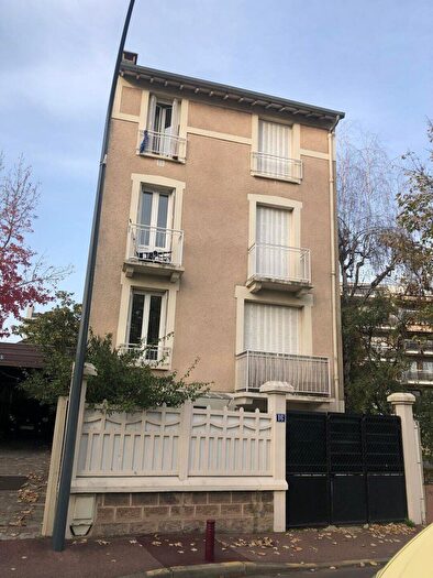 Cheneaux Sablons, Sceaux : Appartement 1 pièce à louer