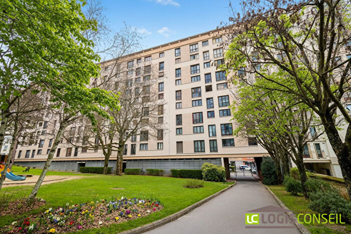 Appartement à vendre - Châtillon, Centre-ville, Sarments - 3 pièces - 2 chambres