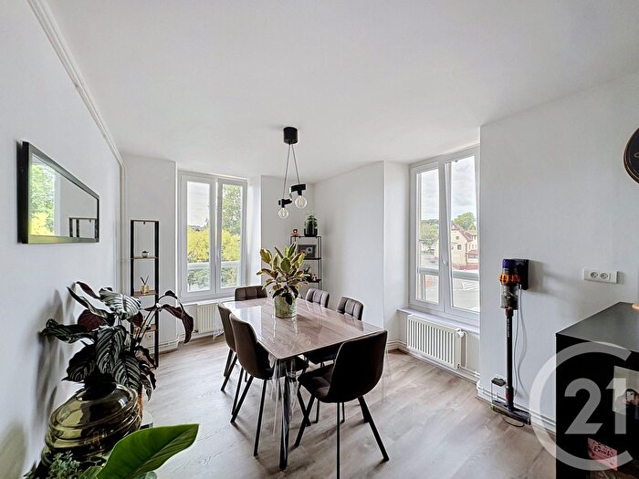 Maisons à vendre et appartements à louer - 3