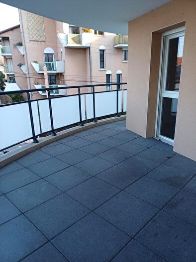Bourgoin-Jallieu, Pré-Bénit, Quais - Appartement 3 pièces à louer