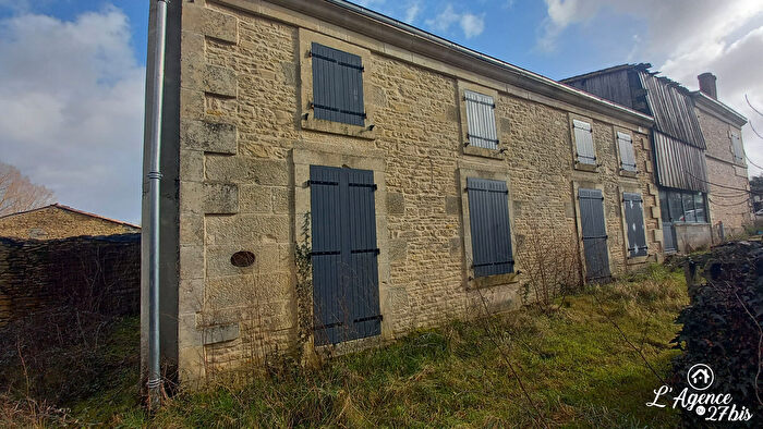 Maison à vendre - Arçais - 5 pièces - 3 chambres