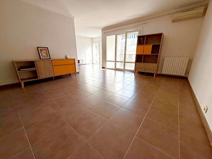 Appartement à vendre - Nîmes, Valdegour - 5 pièces - 3 chambres
