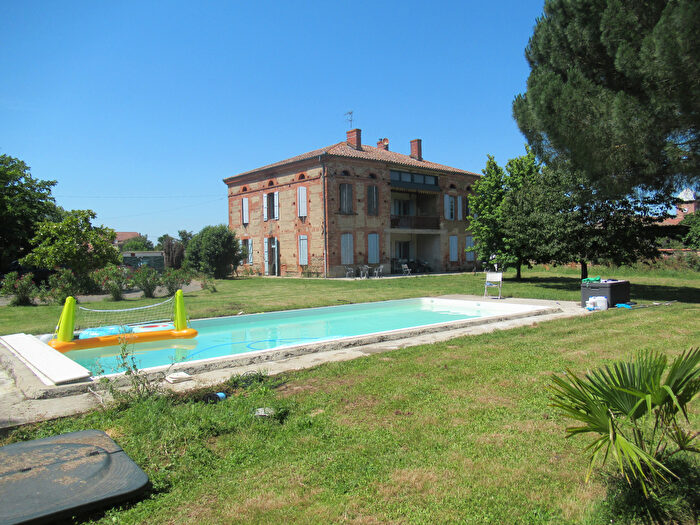 Maison à vendre - Castelferrus - 8 pièces - 5 chambres