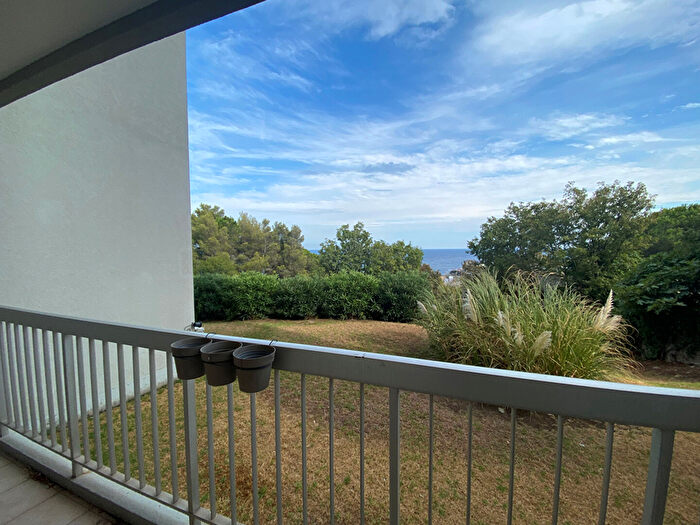 Appartement à louer - Bastia, Centre-ville, Cardo - 2 pièces - 1 chambre