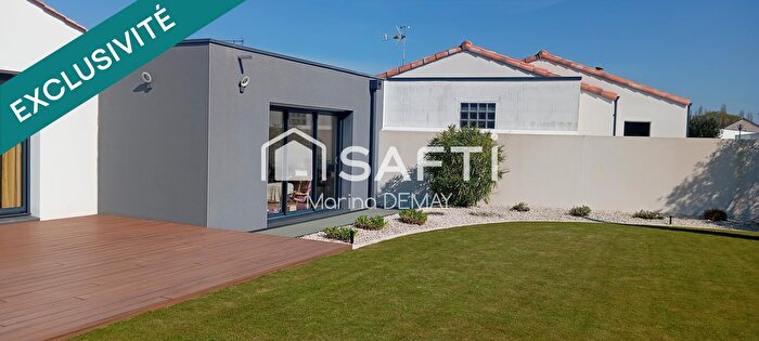 Maison à vendre - Nieul-le-Dolent - 4 pièces - 3 chambres