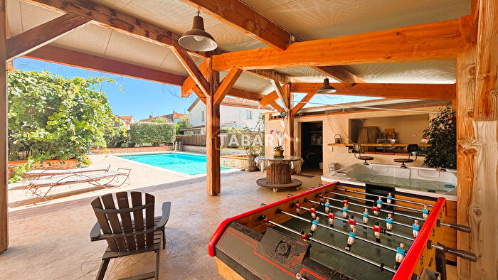 Maison à vendre - Villelongue-de-la-Salanque - 5 pièces - 4 chambres