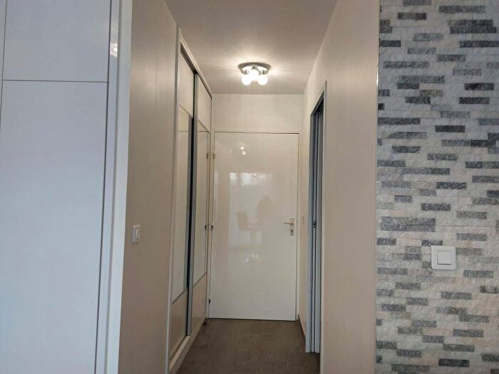 Appartement à louer - Domaine dArmainvilliers, Ozoir-la-Ferrière - 1 pièce