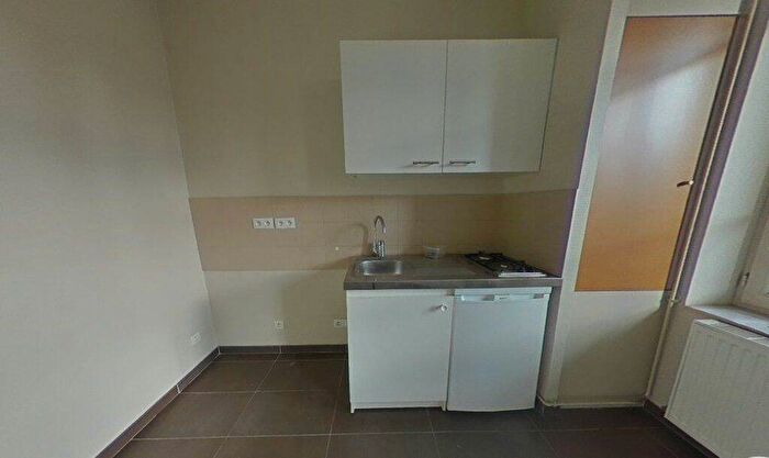 Moulin à Vent-Ernest Renan, Vénissieux : Appartement 1 pièce à louer