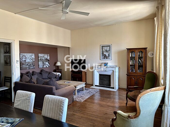 Appartement à vendre - Carcassonne, Centre-ville - 4 pièces - 3 chambres