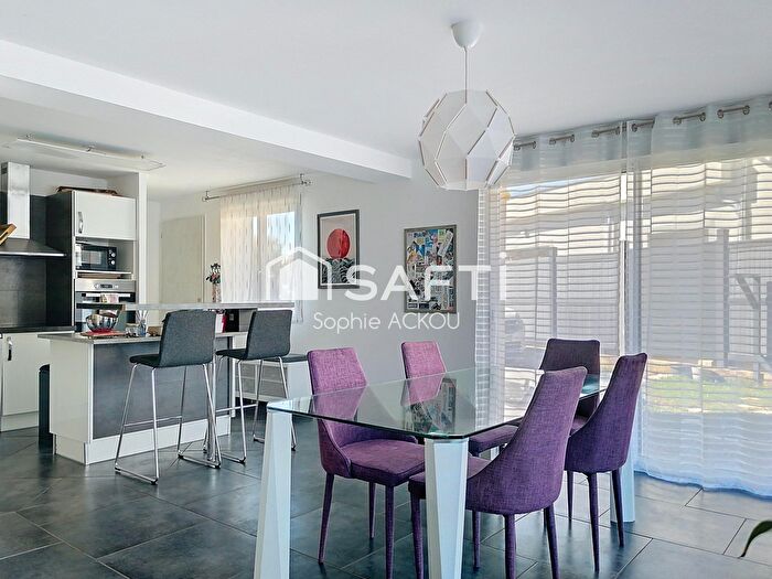 Maison à vendre - La Bâtie-Neuve - 5 pièces - 3 chambres