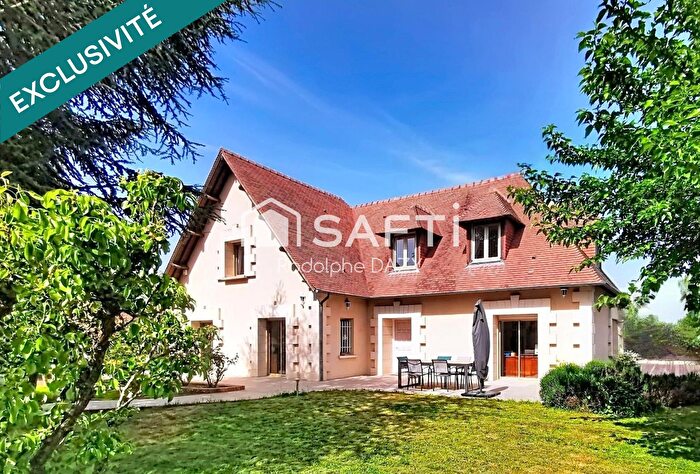 Maison 7 pièces à Saint-Marcel, à vendre