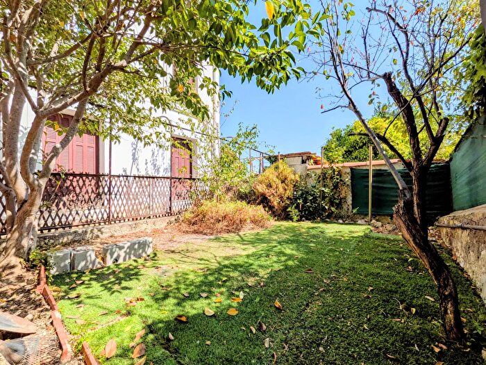 Nice, Saint-Sylvestre : Appartement 3 pièces à vendre