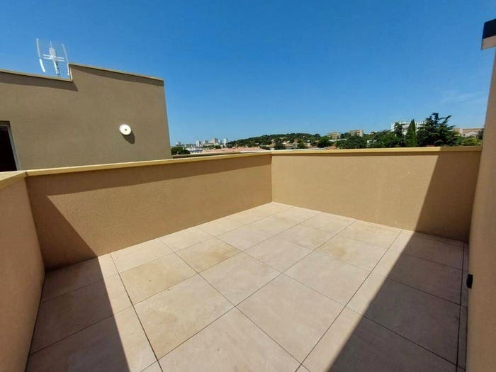 Appartement 3 pièces à louer - Capouchiné, Nîmes