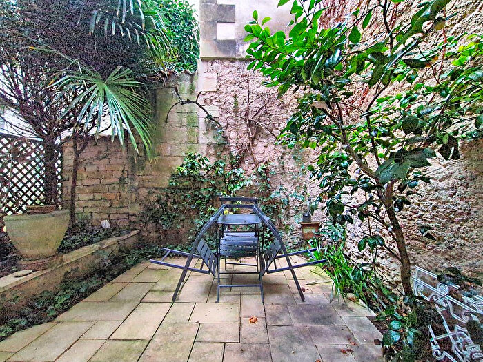 Appartement à vendre - La Rochelle, Centre-ville, Vieux-port, Marché - 2 pièces - 1 chambre