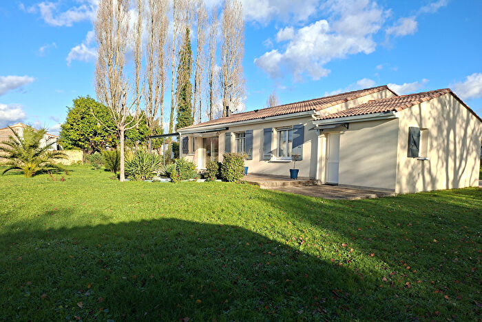 Maison à vendre - Cravans - 4 pièces - 3 chambres