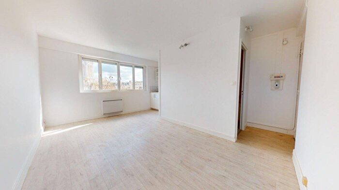 Appartement à louer - Centre Ancien, Caen - 1 pièce