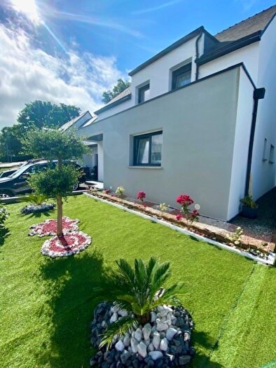 Maison à vendre - Monterblanc - 7 pièces - 5 chambres