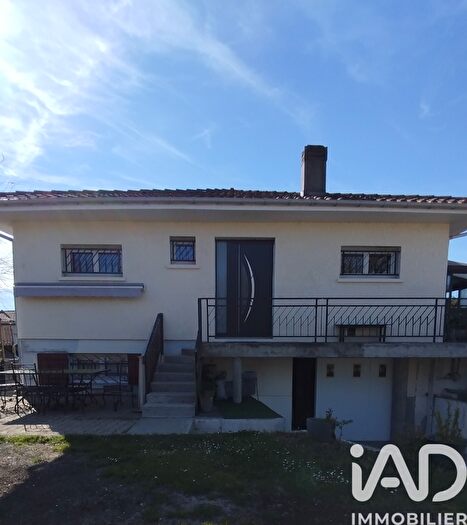 Maison à vendre - Le Taillan-Médoc - 5 pièces