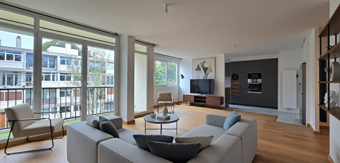 Appartement à vendre - Saint-Cloud, Montretout, Coutureau - 4 pièces - 3 chambres