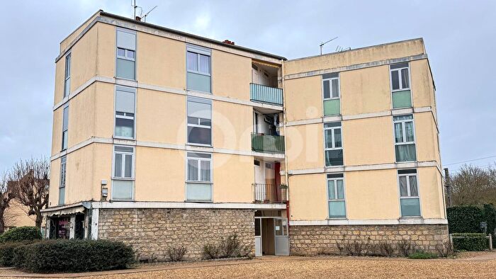 Appartement à vendre - Vernouillet - 3 pièces - 2 chambres