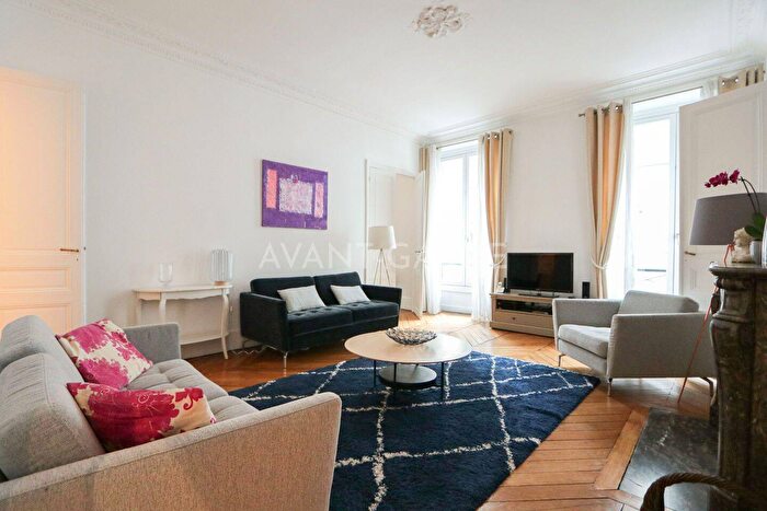 Appartement à louer - Invalides, Paris ème arrondissement - 3 pièces - 2 chambres