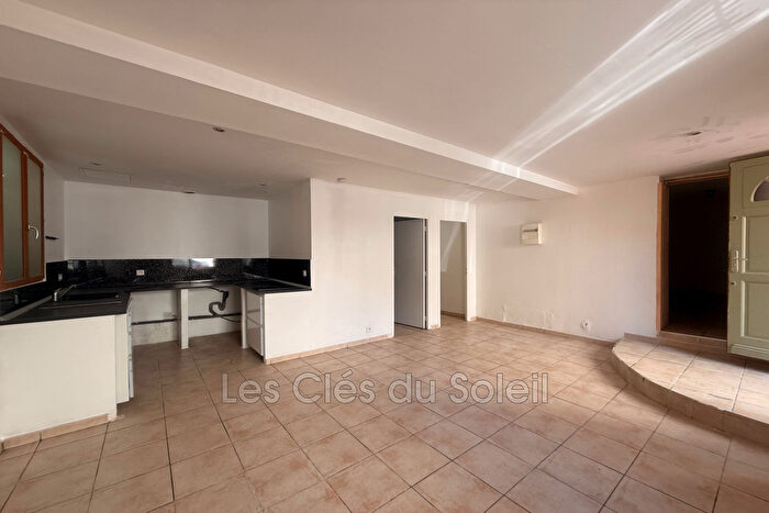 Appartement à louer - Toulon, Saint-Jean du Var - 2 pièces - 1 chambre