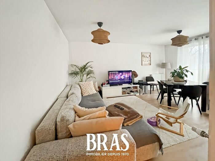 Appartement à louer - Nantes, Eraudière, La Marrière, Rond-point de Paris - 3 pièces - 2 chambres