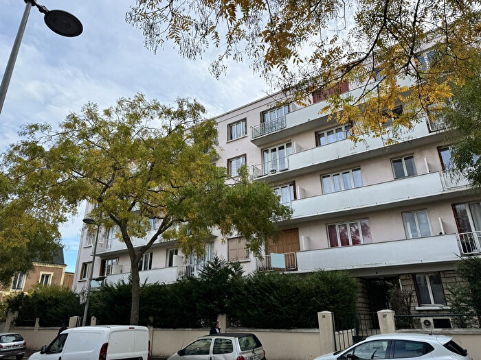 Appartement à vendre - Épinay-sur-Seine, Le Cygne dEnghien - 2 pièces - 1 chambre