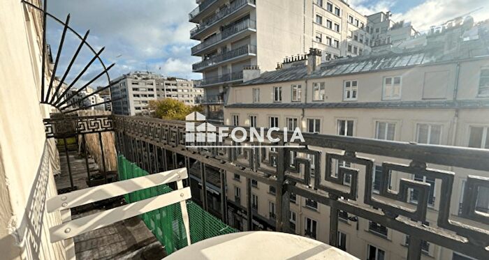 Appartement 2 pièces à vendre à Paris 11ème, Belleville, Saint-Maur