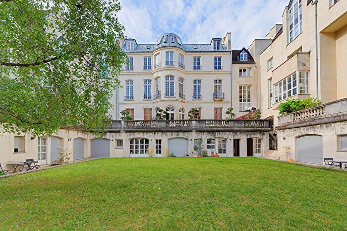 Appartement 1 pièce à vendre - Paris 3ème, Archives
