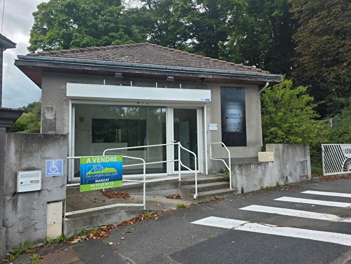 Maison à vendre - Manzat - 3 pièces - 1 chambre