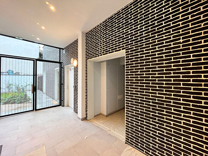 Appartement à louer - Aubervilliers, Villette, Quatre-Chemins - 4 pièces - 1 chambre