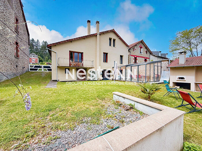 Maison 5 pièces à Saint-Sulpice-Laurière, à vendre