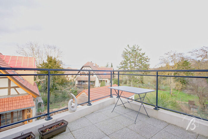 Appartement à vendre - Scharrachbergheim-Irmstett - 3 pièces - 2 chambres