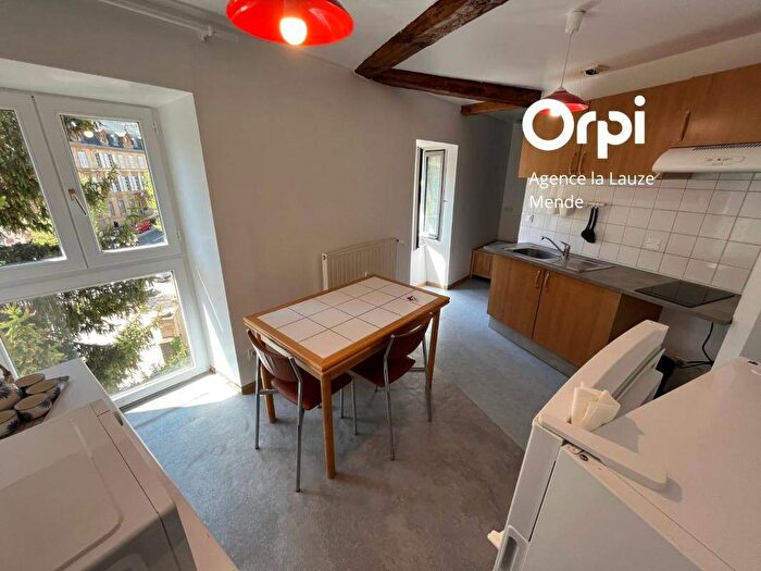 Appartement à louer - Centre Ville, Mende - 2 pièces - 1 chambre