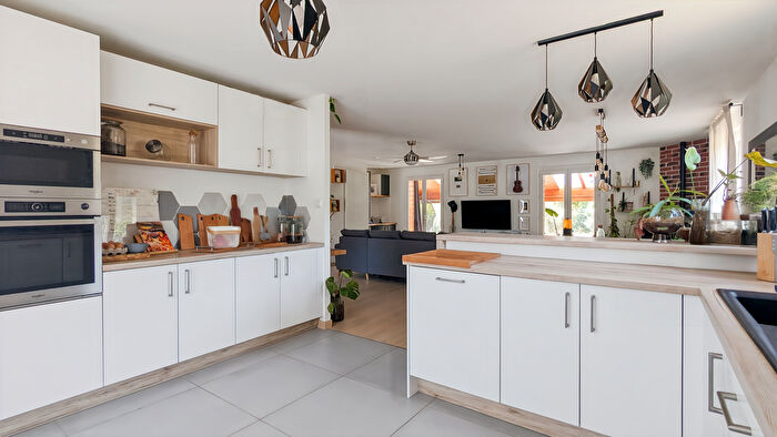 Maison 7 pièces à Lentilly, à vendre