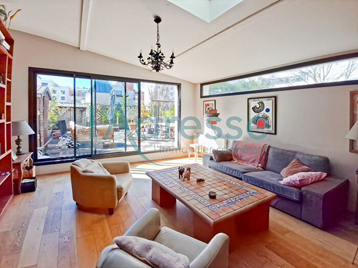 Suresnes, Plateau Ouest - Appartement 4 pièces à vendre