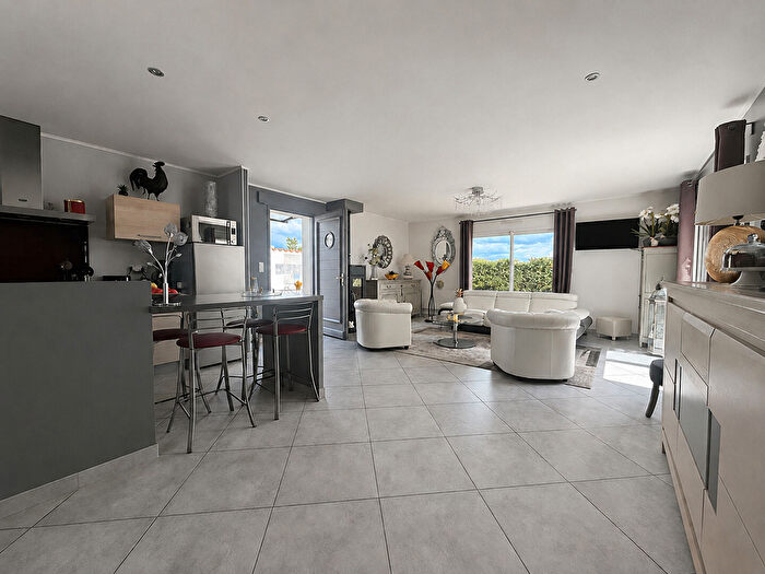 Saint-Sulpice-de-Royan : Maison 5 pièces à vendre
