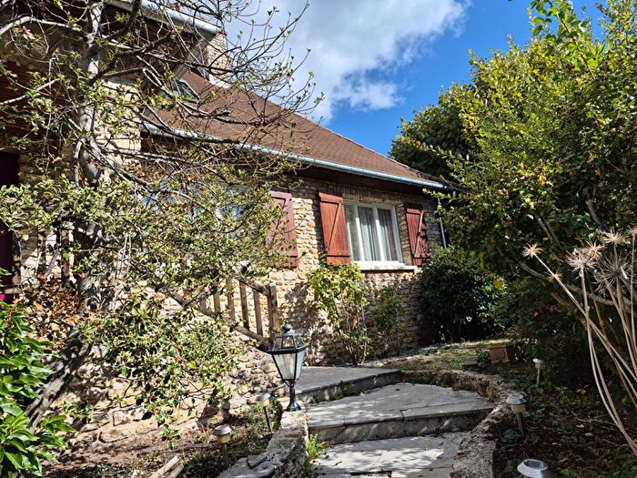 Rambouillet, Centre-ville - Maison 9 pièces à vendre