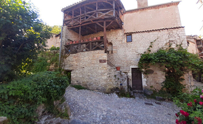 Maison 5 pièces à Saint-Cirq-Lapopie, à vendre
