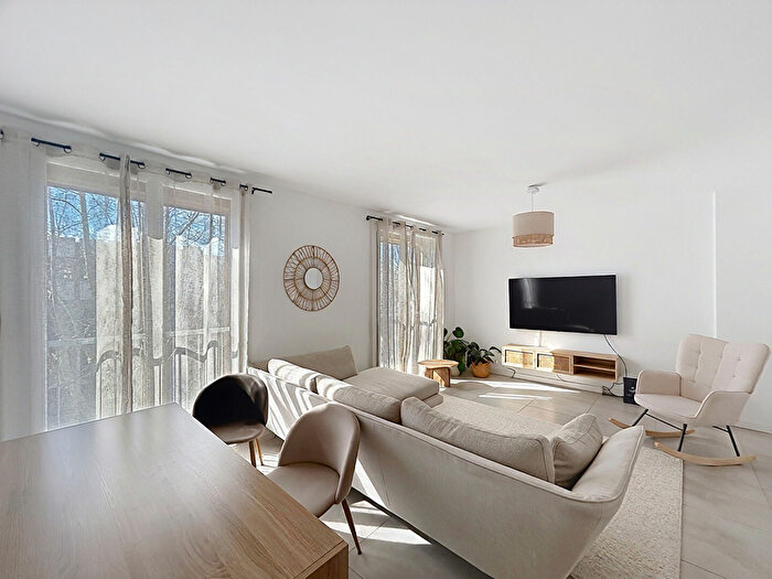 Salon-de-Provence, Canourgues : Appartement 4 pièces à vendre