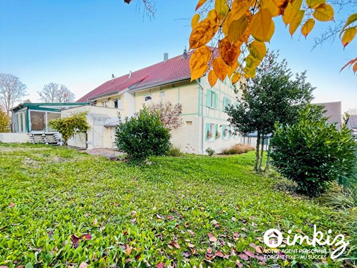 Maison à vendre - Hagenthal-le-Haut - 10 pièces - 4 chambres
