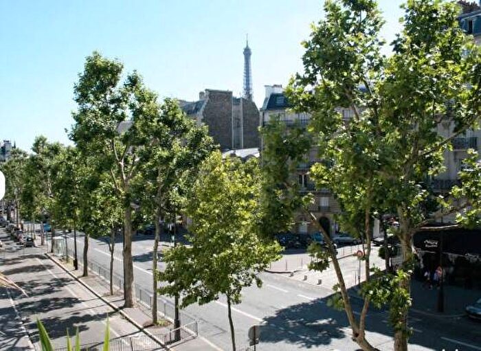 Appartement à louer - Triangle dOr, Paris ème arrondissement - 7 pièces - 3 chambres