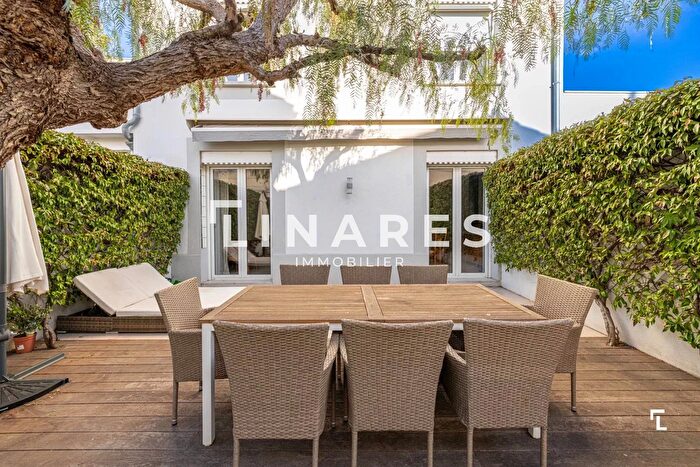 Appartement à vendre - Marseille e , Bompard - 4 pièces - 2 chambres