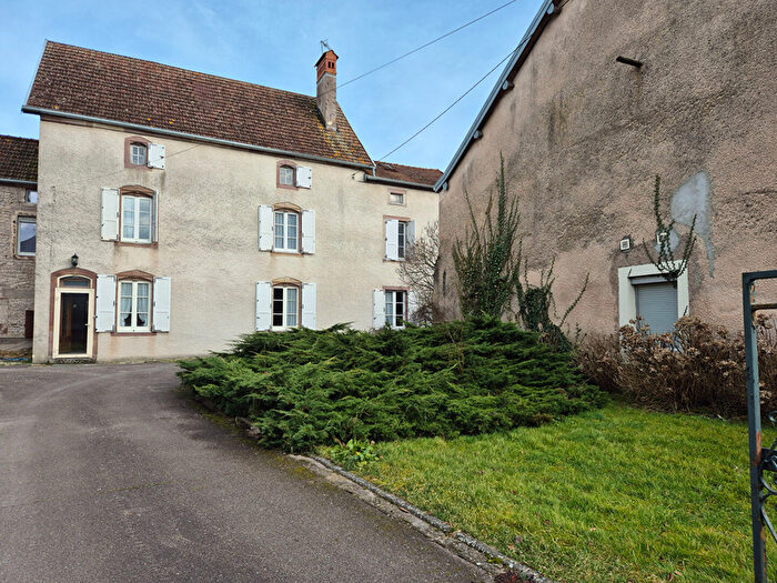 Conflans-sur-Lanterne : Maison 5 pièces à vendre