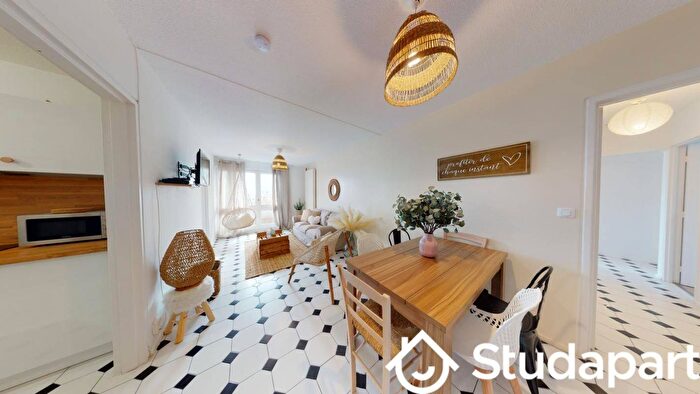 Appartement à louer - Bonnefoy, Toulouse - 1 pièce - 2 chambres