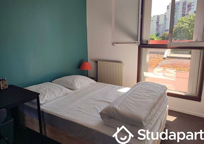 Appartement à louer - Arlequin, Grenoble - 1 pièce - 2 chambres