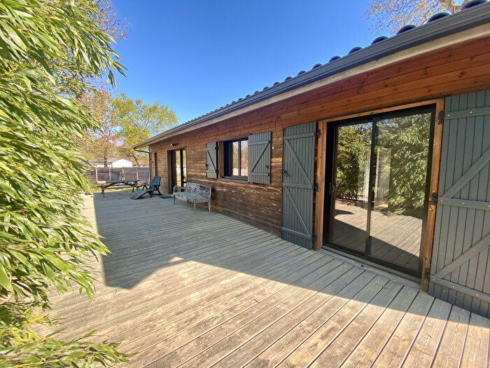 Maison 4 pièces à Le Temple, à vendre