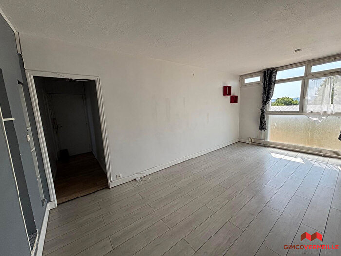 Appartement 3 pièces à Chatou, Est, à louer