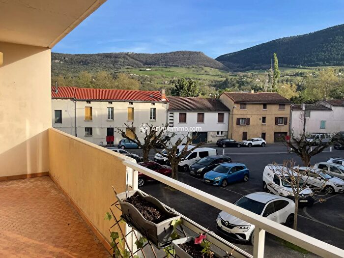 Appartement 3 pièces à louer à Millau, Gambetta, Cantaranne